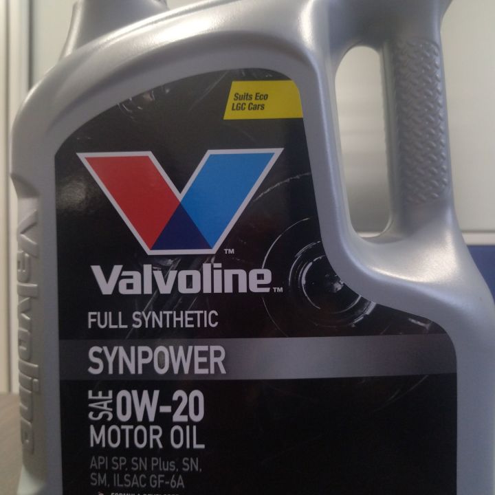 Valvoline Full Synthetic OW-20 | Daraz.lk