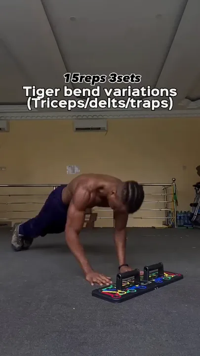 Push Up Board - Pull Up Bar - Gym Equipment's - Push Up Stand ...