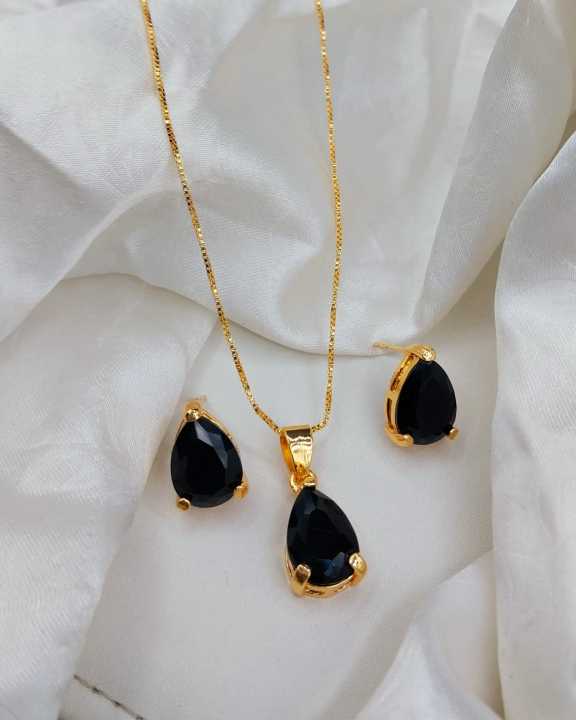 Zarkoon Premium Locket Set – A Timeless Symbol of Elegance and Grace ...