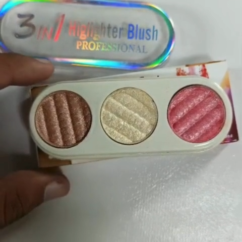 Blush Kit | Blusher Kit | SeVen Cool 3-in-1 Highlighter & Blusher Kit ...