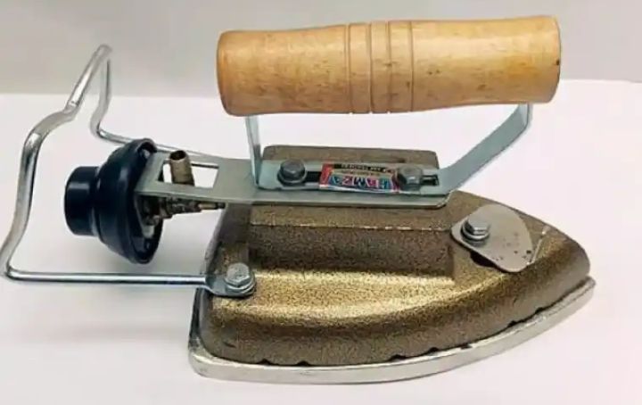 Gas iron, 2kg , heavy weight | Daraz.pk