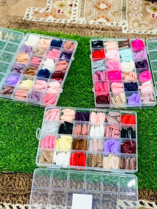 SET OF 20 ARTIFICIAL NAILS OF DIFFERENT COLOURS | Daraz.pk