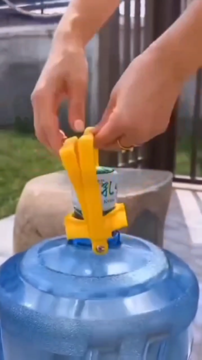 Water Bottle Jar Handle Lifter - Water Jar Lift - 20 Litre Water Jar ...