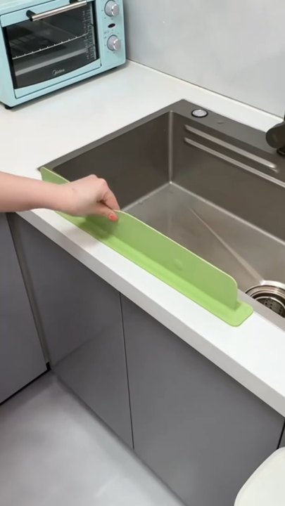 Sink Splash Guard,Water Retaining Board for Kitchen, Portable Water ...
