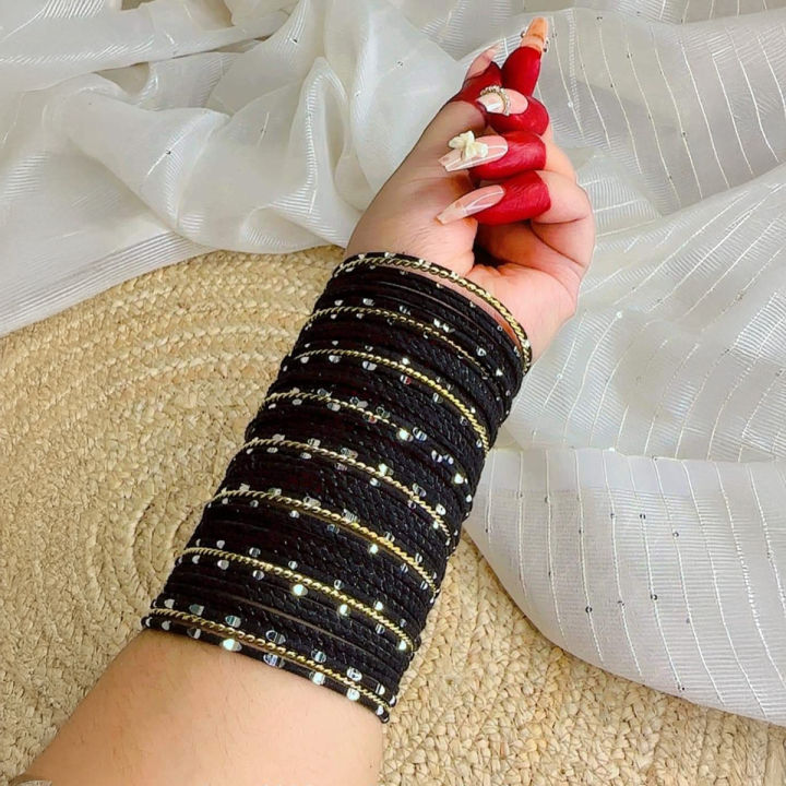 Barbi Metal Churi Set of 52 Pieces, Traditional Indian Bangles for ...