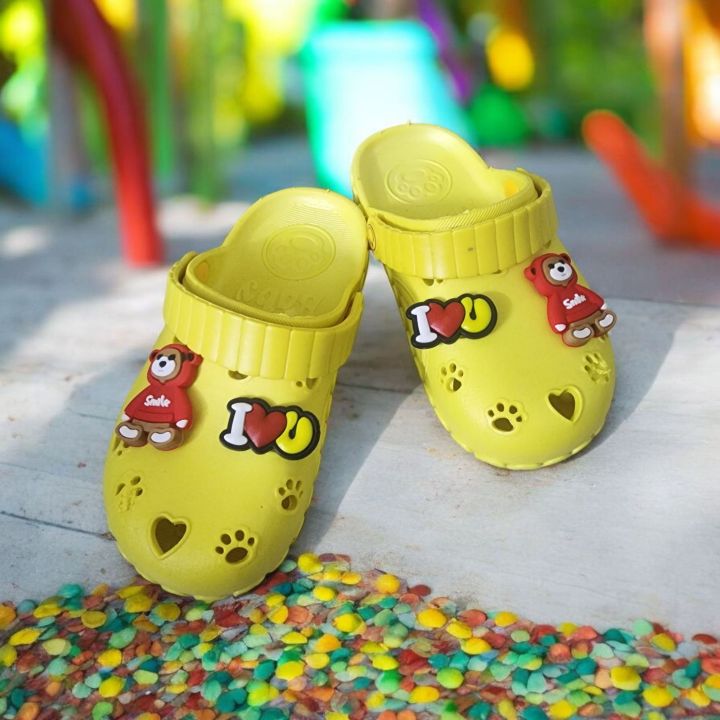 Soft & Comfortable Light weight Crocs for Girls By Causal Footwear.PK ...