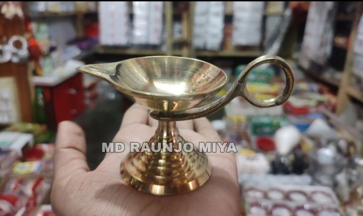 pitoler prodip new 1pcs ( খাটি পিতলের স্মার্ট ডিজাইন এর প্রদিপ ১ টি ...