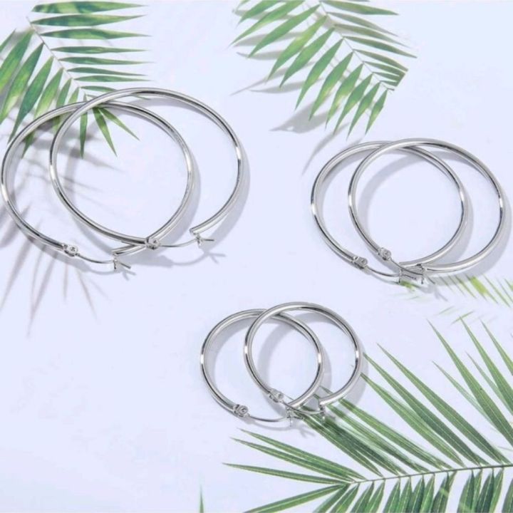Set of 3 Exaggerated Silver Hoops In 3 Different Sizes For Girls And ...