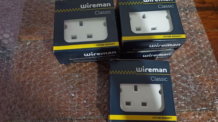 Wireman Classic 13A Switched socket outlet | Daraz.lk