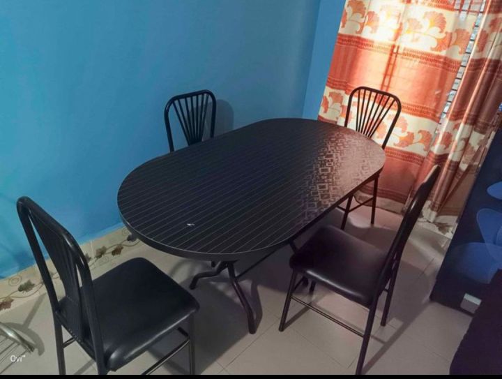 4 seat premium daining table | Daraz.com.bd