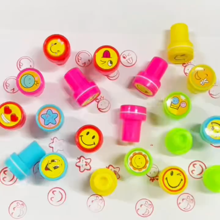 Set of 10pcs Cartoon Smiling Face Stamp Self-Ink Appreciation Stamps ...