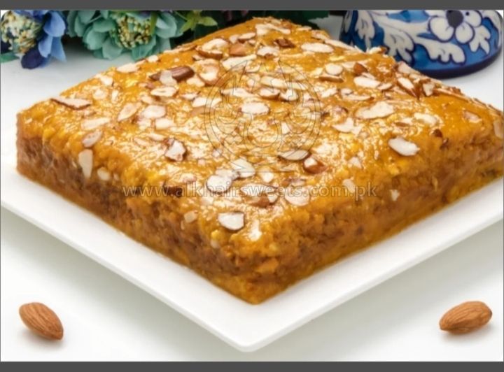 Badami Halwa 500 Gm desi ghee sweet | Daraz.pk