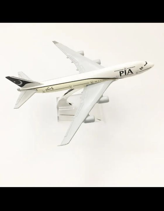 Airline Model Pakistan international Airlines PIA 16 cm with wheels ...