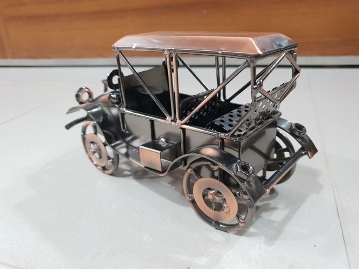 Metal Showpiece Car, Classic Car: Adorn Your Space with a Classic Car ...