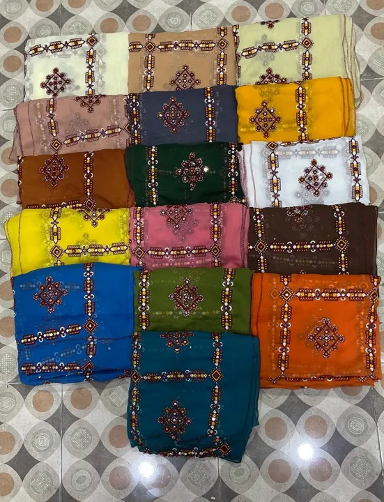 MACHINE EMBROIDERED TRADITIONAL BALOCHI CHADAR | Daraz.pk