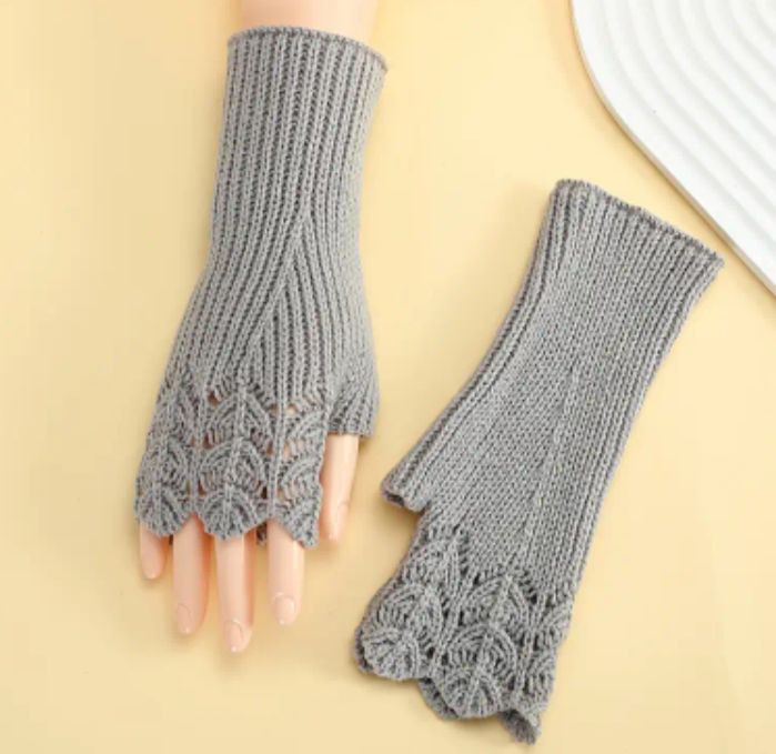 1 Pair Preppy Style Women's Fingerless Gloves Acrylic Knit Fish Scale ...