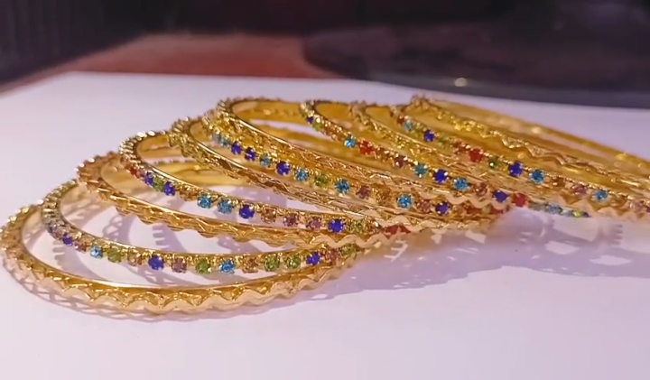 11 Pcs Multi Color Stone Metal Churi Set for Women | Gold Plated Party ...