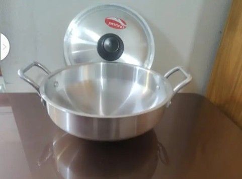 26cm Wokpan Seli Flat Pure Aluminium Cookware With Aluminium Lid ...