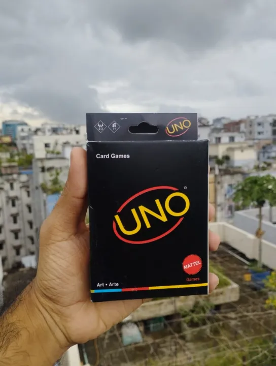 UNO Card Game Family Fun, 2 to 10 Players, Ages 7+ (Classic & Black ...