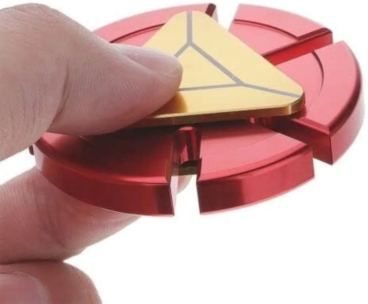 Spinner | Hand Metallic Spinner Desk Toy - High Speed Smooth Finger ...