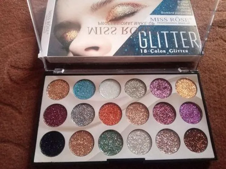 galeetr eye shade kit | Daraz.pk