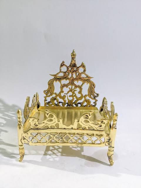 brass gopal singhasan || Pitol Gopal Shinhashon – Gopaler Shinghashon ...