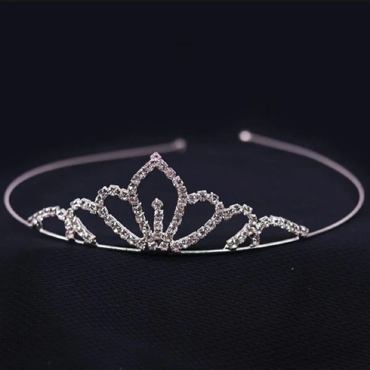 Silver Metal Crown For Birthday And Anniversary | Daraz.com.np