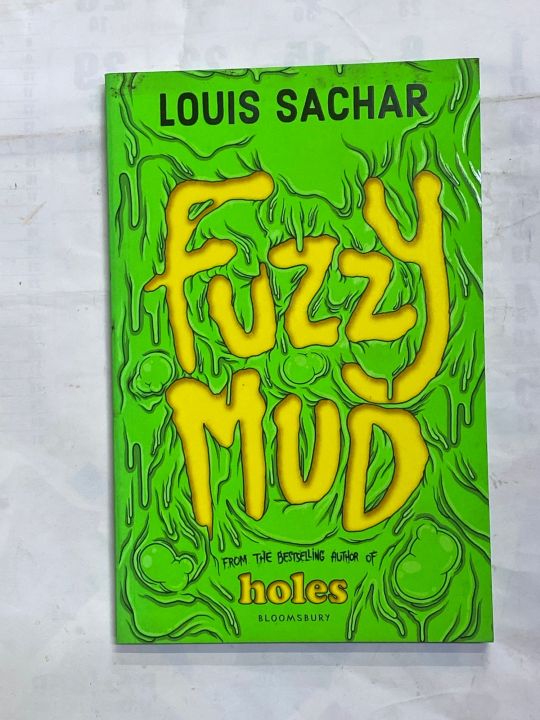 FUZZY MUD ORIGINAL NOVEL BY LOUIS SACHAR | Daraz.pk