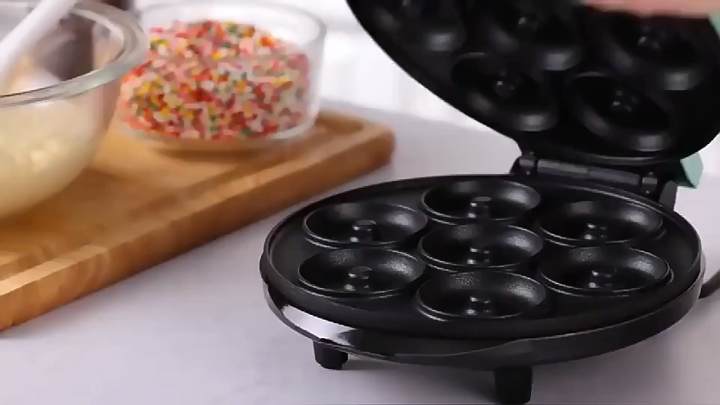 Electric Mini Donut Maker Machine – 7 Mold Non-Stick Baking Plate Non ...