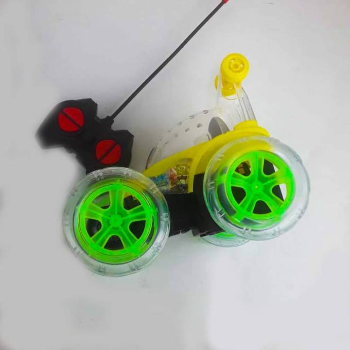 Rechargeable crazy RC car with remote control. Performs 360° spins and ...