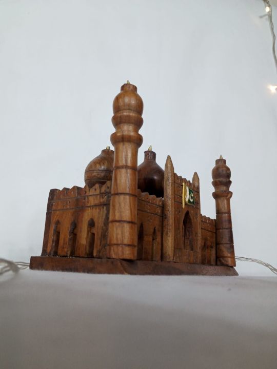 Wooden Model of Badshahi Mosque | Daraz.pk