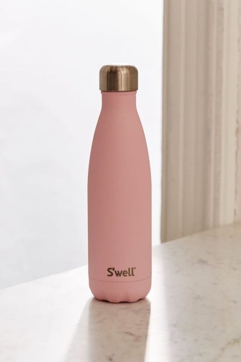 The bottle has the brand name "S'well" printed on it. | Daraz.pk