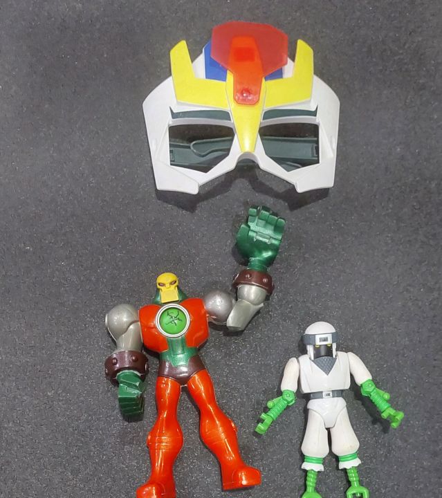SET OF BATMAN BRAVE AND BOLD ACTION FIGURE , DIGIMON BANDAI ...