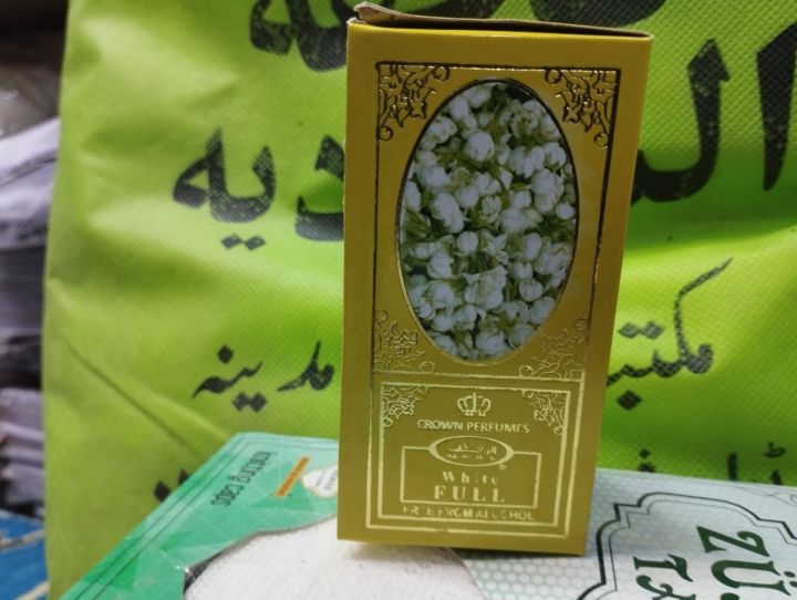 white full Attar 6ml | Daraz.pk