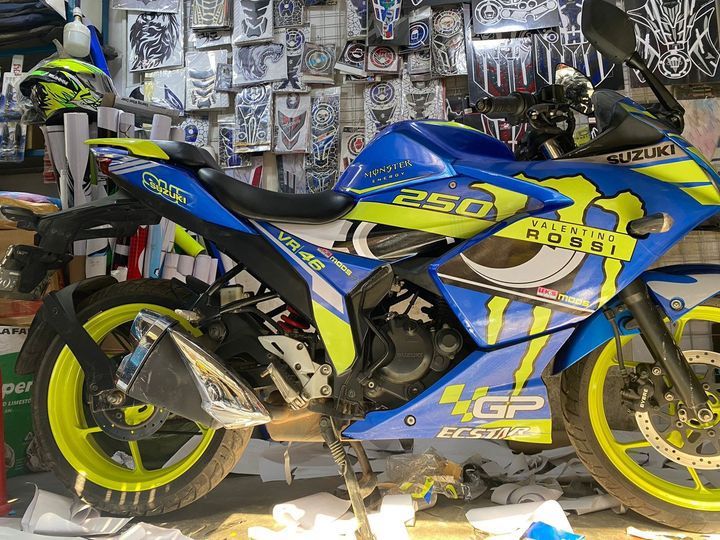Suzuki Gixxer fi blue monster decals sticker set | Daraz.com.bd