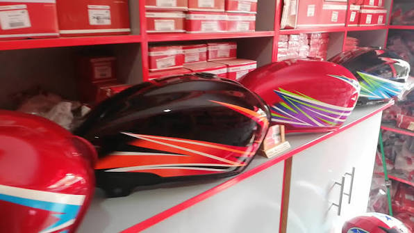 Honda Pridor original Tanki | Honda pridor side cover | Honda Pridor ...