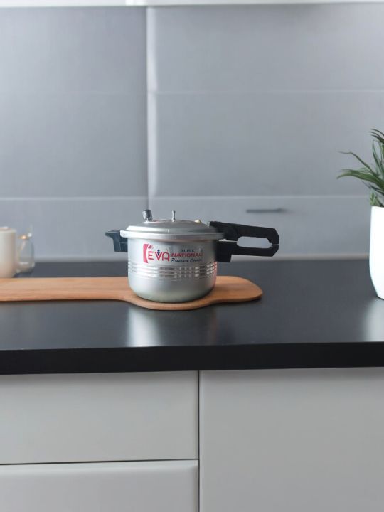 Super National Pressure Cooker 9 liter | Daraz.pk