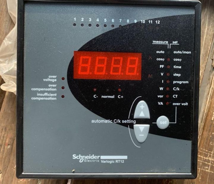 Schneider Electric Varlogic RT12 SCHNEIDER ELECTRIC VARLOGIC RT12 ...