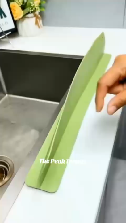 Sink Splash Guard,Water Retaining Board for Kitchen, Portable Water ...