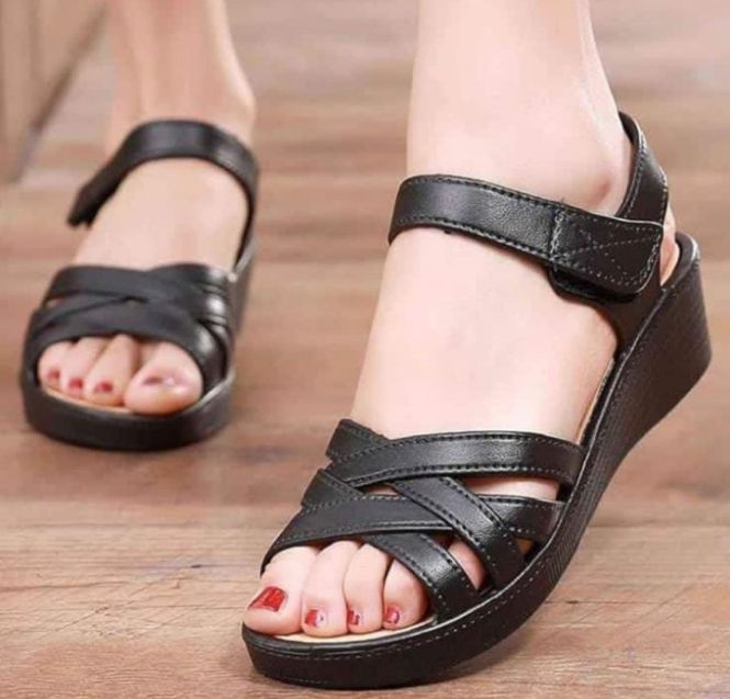 Stylish Classy Elegant Sandals for Ladies & Girls, Free Size ...