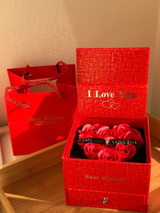 Roses Necklace And Chocolate Set | Daraz.com.np