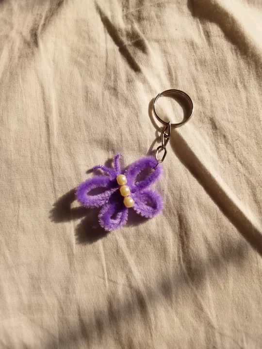 Pipe cleaner keychain | Daraz.pk