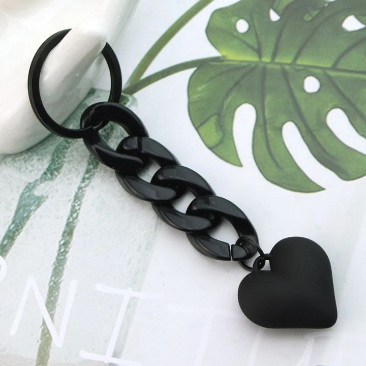 Y2K Black Acrylic Heart Keychain Classic Love Key Ring for Women Men ...