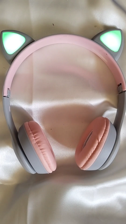 STN-28 Over Ear Music Headset Glowing Cat Ear Headphones Foldable Wireless BT5.0 Earphone with ...