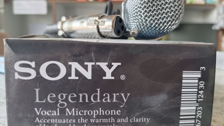 Sony Legendary Vocal Microphone | Daraz.pk