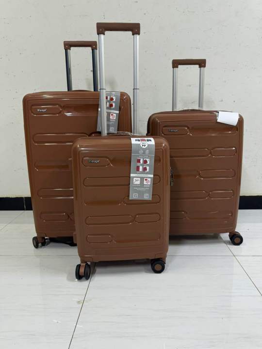 3 pec set of luggage for travel 4 wheels with 360 rotating It is ...