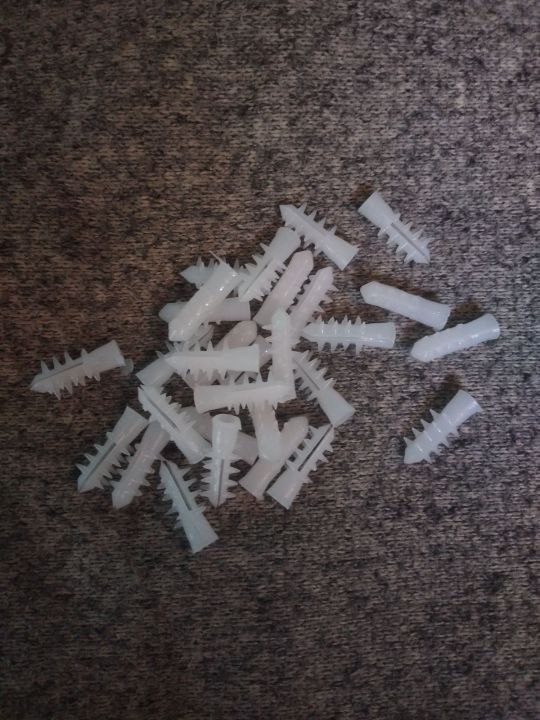 Plastic Royal Plug 6 Size 100 Pcs premium quality - Will be strong and ...