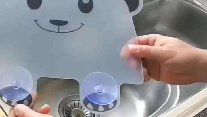 Cute Panda sink water splash proof water pool baffle kitchen gadget ...