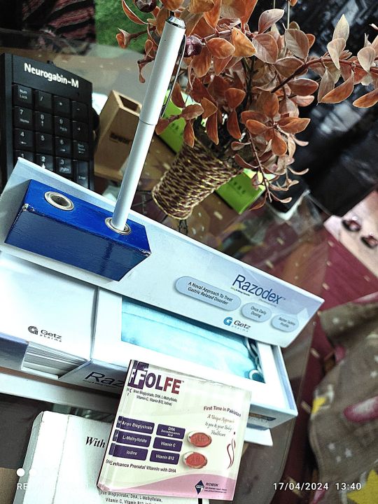 office tabel mask box with papers | Daraz.pk