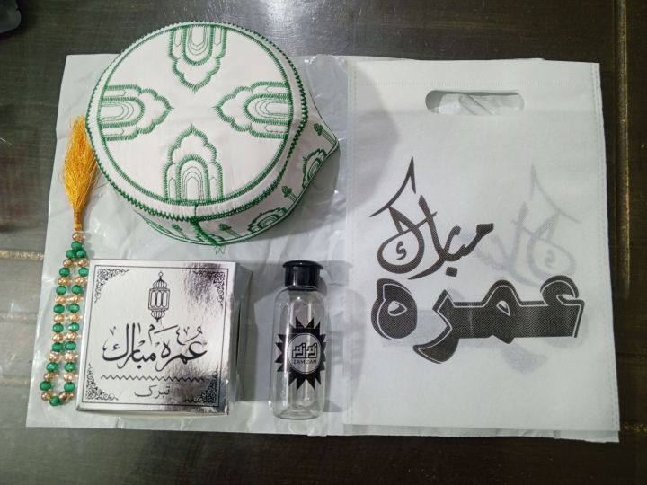 Pack of 5 Umrah Mubarak gift set zam zam bottle salah cap (33) dana ...